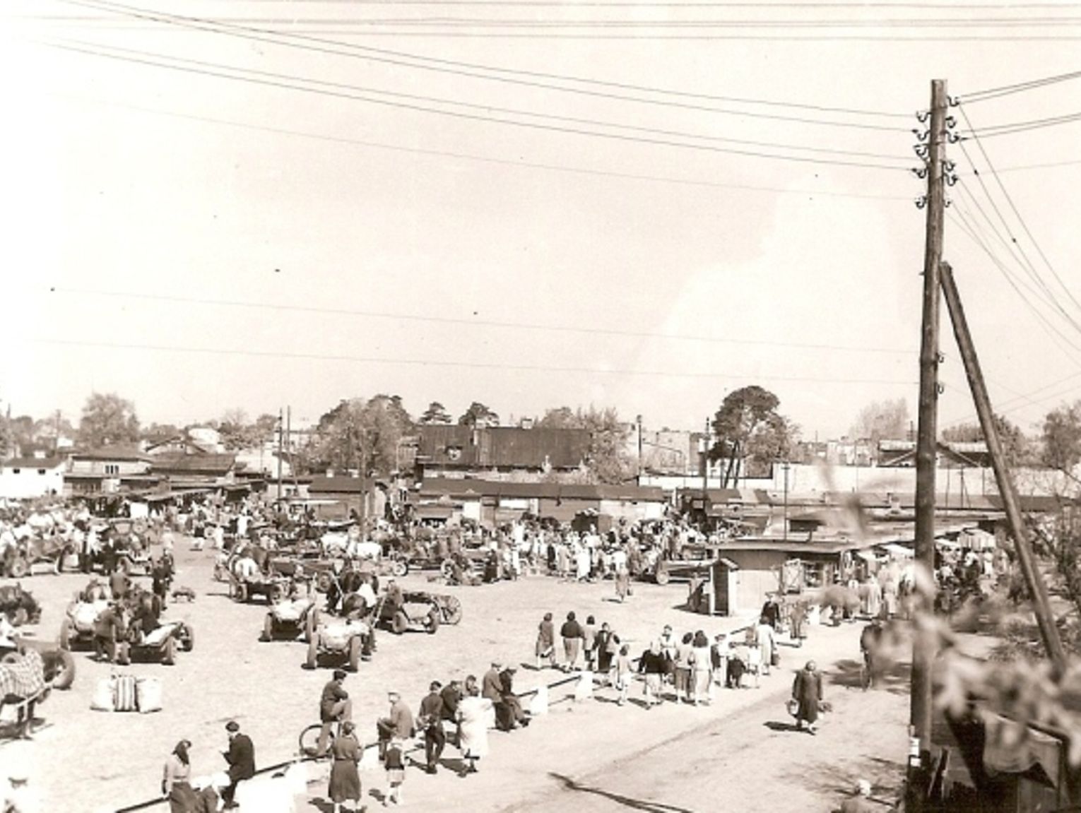 Czy Otwock ma… „rynek”? Historia placu, który zmienił miasto