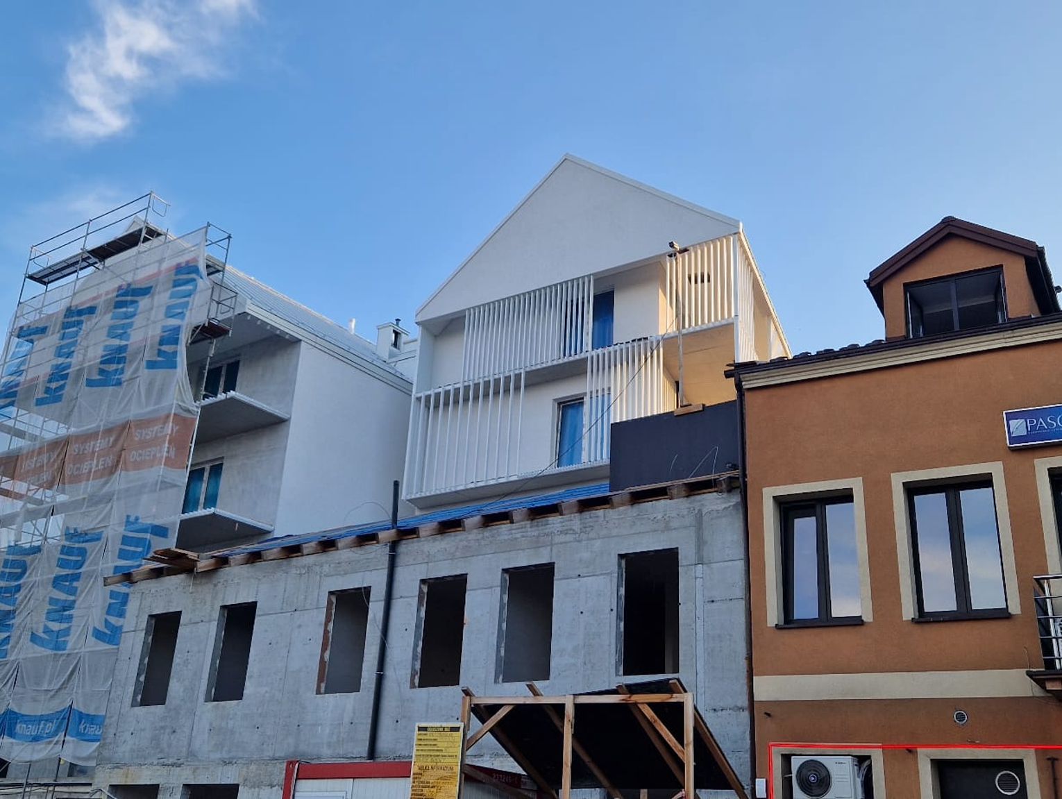 Nowy Dom Uniwersalny – nowoczesna wizytówka miasta czy architektoniczny ...