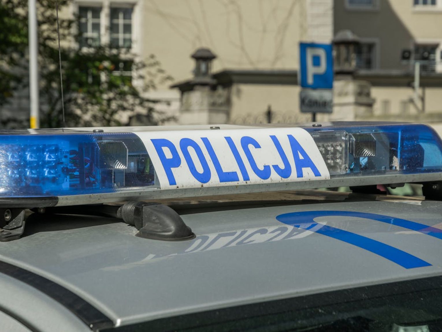 Pijany kierowca z ponad 2,4 promila zatrzymany w Józefowie – policja konfiskuje pojazd